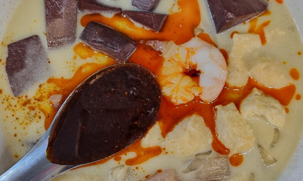 Awesome Award-Winning Penang White Curry Mee – Roadtrippers.asia